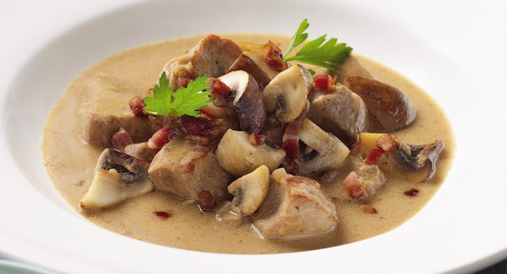 Kalbsragout mit Pilzen und Steinpilzaroma