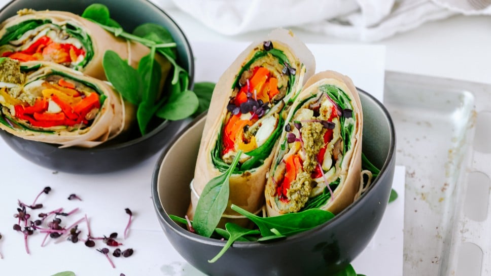 Veggie-Mozzarella Wraps mit gegrilltem Gemüse