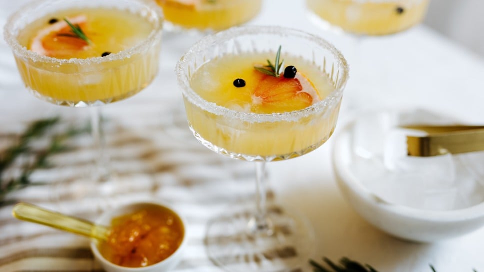 Yuzu Tea Mocktail mit Grapefruit