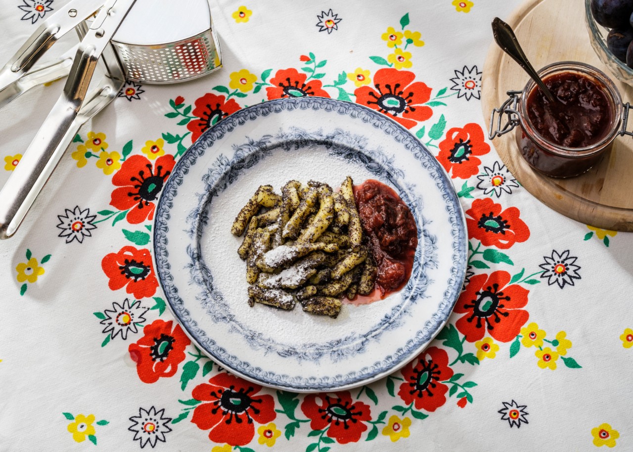 Omas süße Erdäpfelnudeln mit Mohn